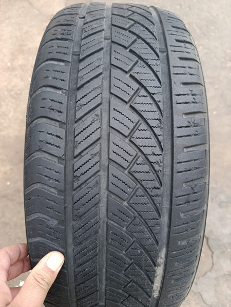 215/55R17  Copro