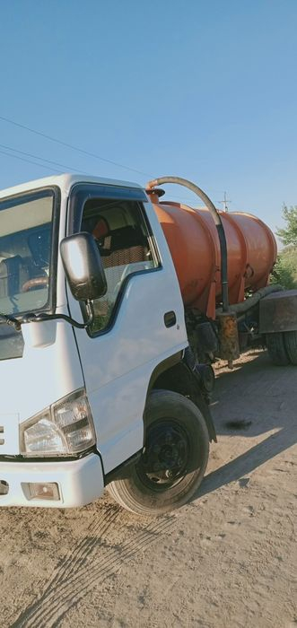 Gavanvoz Assenizator isuzu5tonali.