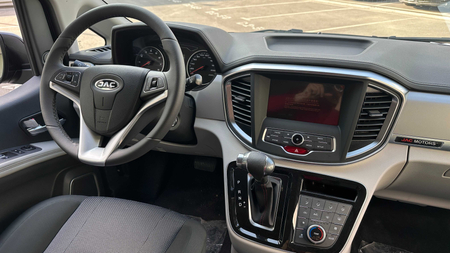 Автомат JAC M4 минивэн сотувда мавжуд таййор