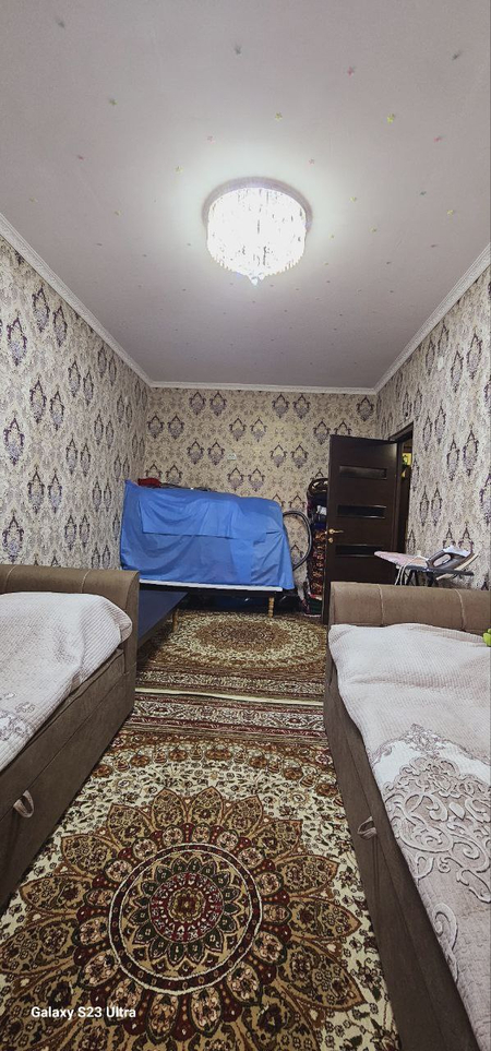 Яшнобод тумда Олмос мфйда кв сотилади срочно 2/3/5. Евро ремонт 65000