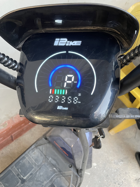 Elektro skuter Demash Sotiladi
