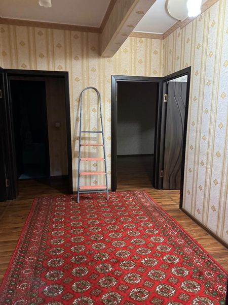 Ю-абад 9 3/1/9 с Ремонтом 84кв СРОЧНАЯ продажа