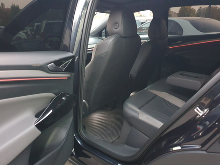 VOLKSWAGEN id 4.Cross. 2021. Yurgani 65000. Narxi 20200