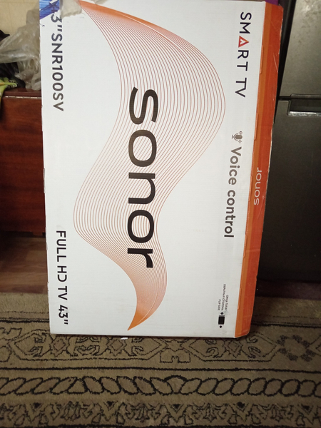 Продам новый смарт 43