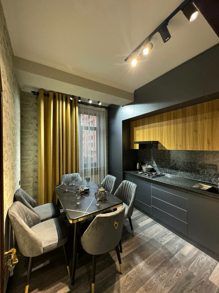 Parisien premium - сдается 2х комнатная 75м2 / 3 этаж