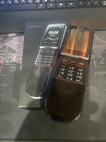 Novey N880 Black