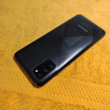 Samsung A02s sotiladi