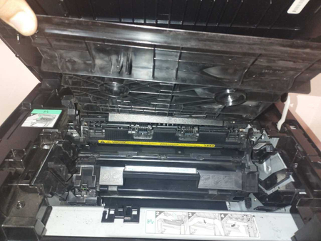 Canon MF3010 Image class printer srochni sotiladi aybi yuq
