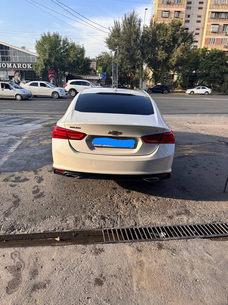 Malibu 2 . 2.4 atmasferni kraska toz