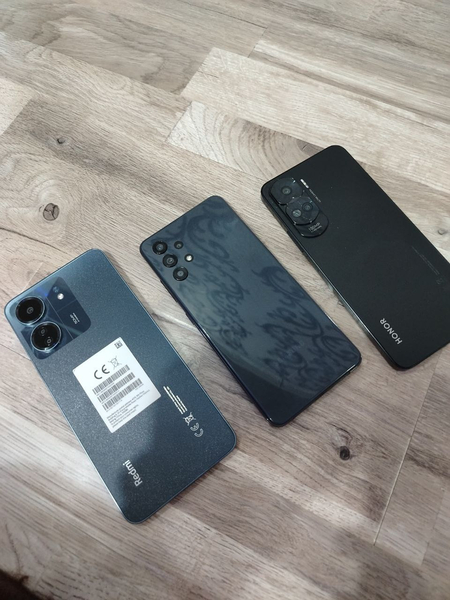 Honor 90 Lite. Redmi 13c. Samsung A32.