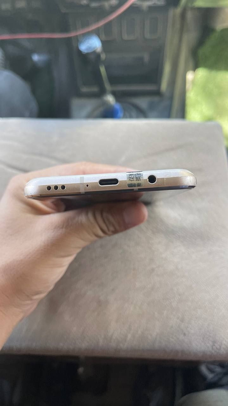 Lg V60 DUAL SIM 250$