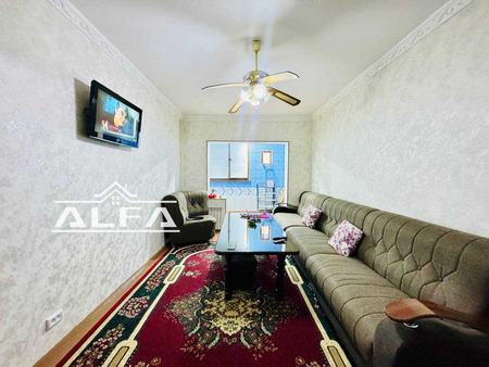 3 xonali 85m2 2-qavat sotiladi.
