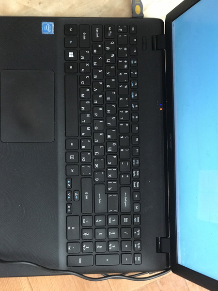 Acer noutbook 4/128 tali srocno sotlad