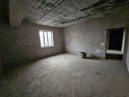 2 xonali 67m² 4-qavat sotiladi.