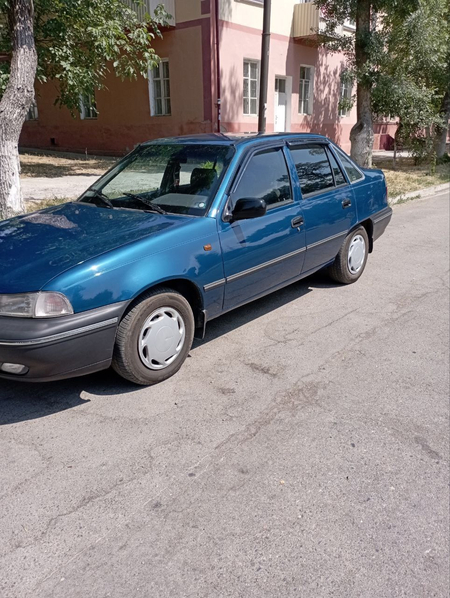 Нексия 1 сотилади