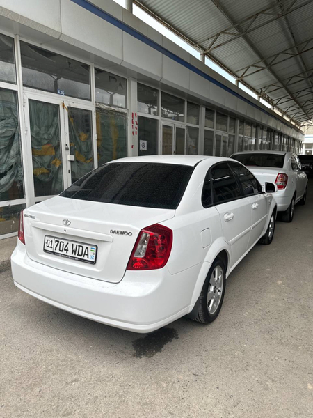 Lacetti Сотилади 2 позиция