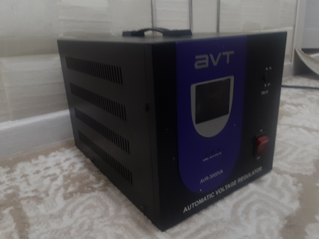 Стабилизатор напряжения Модель:AVR LCD 3KVA