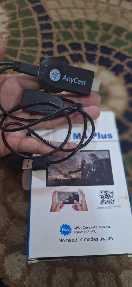 Any Cast, telefonni televizorga ulaydigan moslama.