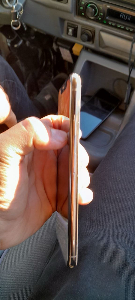 srochna!! iphone xs max sotiladi