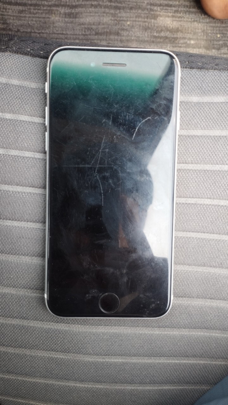 iphone se sotiladi