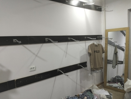 Продается полка в отличном состоянии