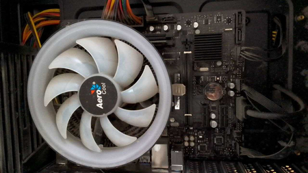 Mатерин плата H310-i3 9100/ H110- i7 7700k/ 16gb OZU-kuller-SSD+M2