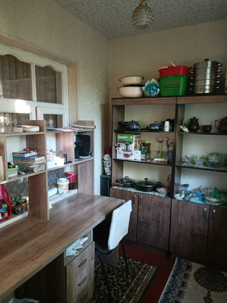 Продаётся 3 комнатная квартира 2 этаж Ахмад Юганкий  110000y.e  90m2