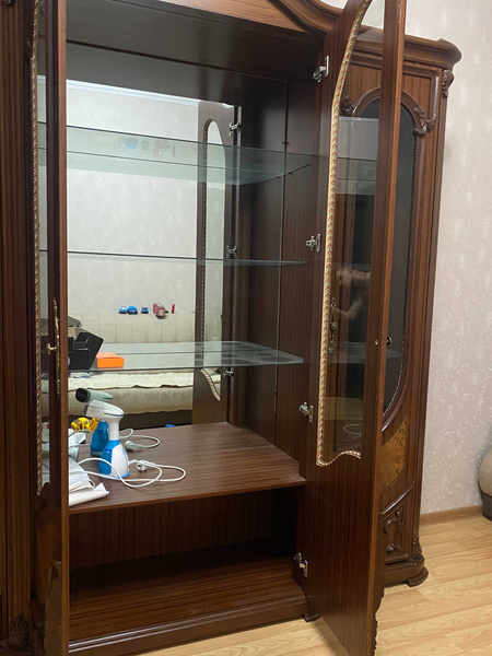 Продается шкаф-стенка