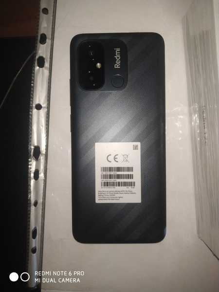 Продаю redmi 12c