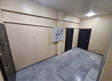 Продается Каропка 76кв  Оринтир Сергели напротив Кия моторс