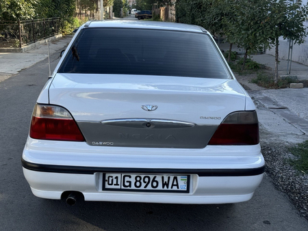 Nexia донс 2003 йил сотилади