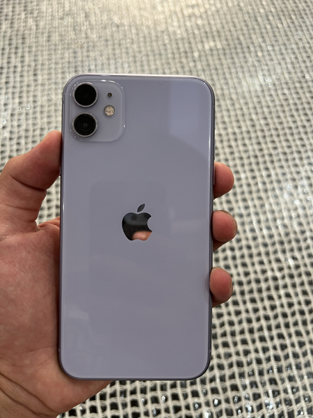 Iphone 11 purple
