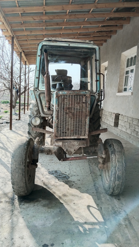 80 traktor yakka òzi sotiladi manzil samarqand viloyat bulunĝur tuman