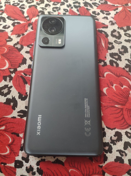 xiomi 13 lite ideal sastayana srochna sotiladi