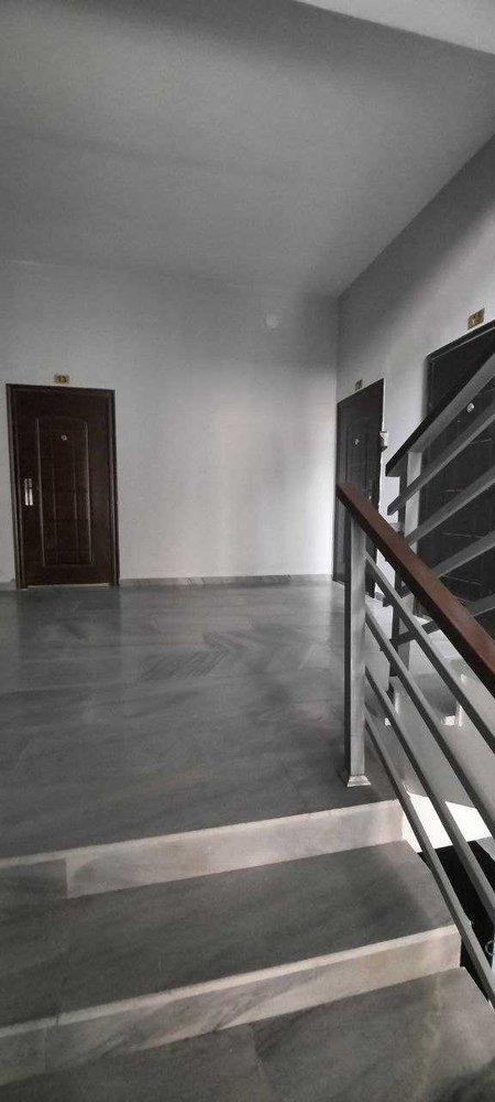 62 m2 qora suvoq 4-qavat yangi bino Mirzo Ulug'bek Parkentskiy(146061)