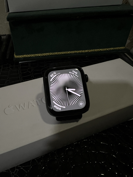Iwatch 6 / 44 mm black original