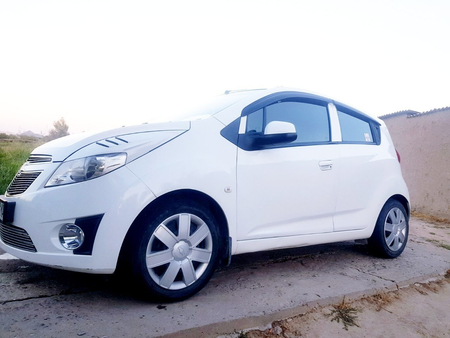 SPARK avtomobili