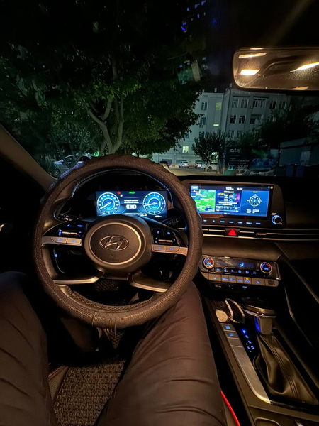 Hunday Elantra 2022 yili zur sastiyanida
