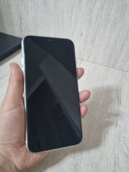 Iphone 11 64 gb RM/A 88% состояние аккумулятора