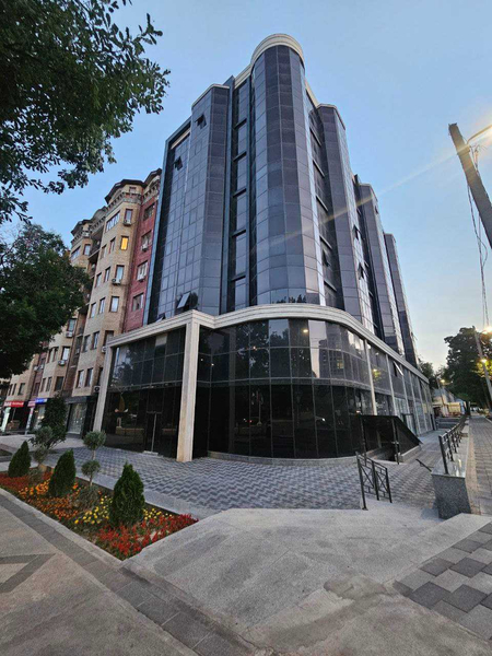 Офис в бизнес центре