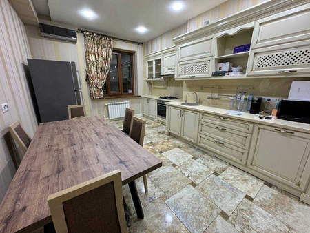 Паркентский 3/6/9 Golden House Евроремонт и обстановка ,закрытый двор