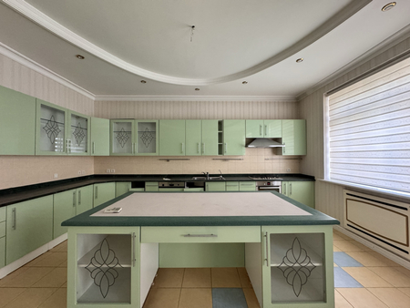 Квартира в центре 3/3/7 кирпич 195 м² Мирабадский район