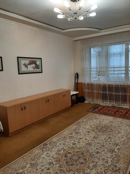 Аренда, 2х комн квартира в центре, Дархан, 77 серия, со всеми удобства