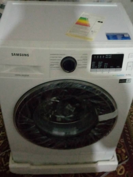 Стиральная машина SAMSUNG