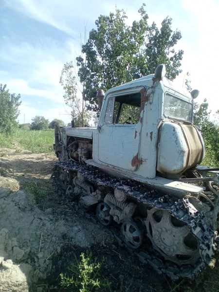 Бульдозер дт75 казахстон .