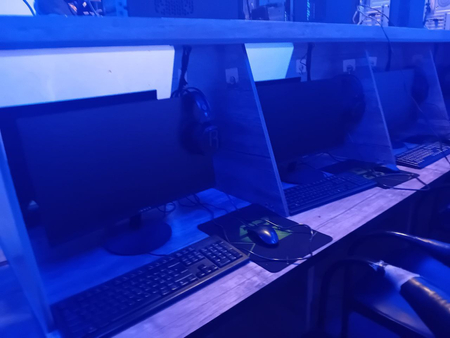 Game club sotiladi srochna