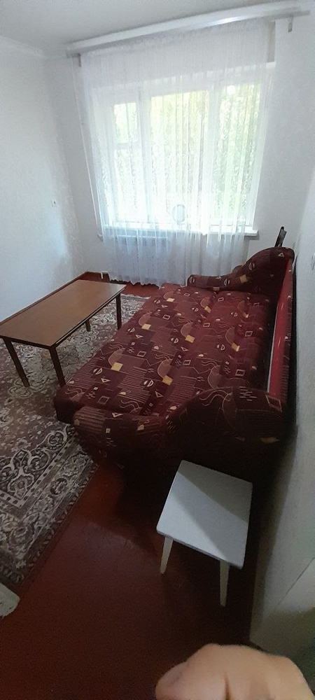 Срочно сдам 1 комнатную 2этаж/4 Чиланзар 6 Парус