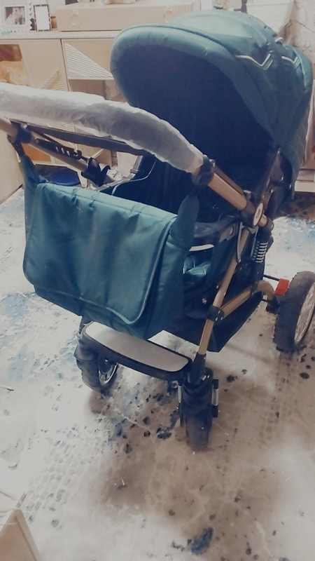 Каляска продаëтся