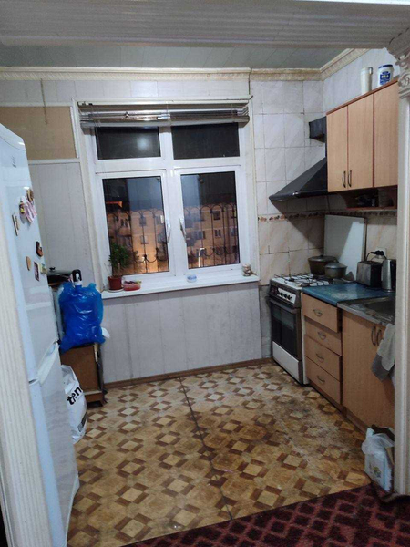 2х комнатная У рисового рынка  улица Фитрата 61м2 о408