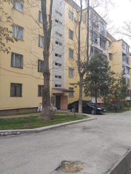 Продается 2/4/5 в Юнус абаде 17 квартал ID:LR04
